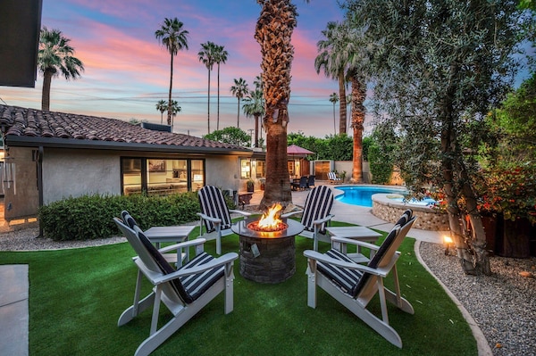 Villa Sonora Palms: Luxury Retreat With Pool & Spa - Palm Springs, CA
