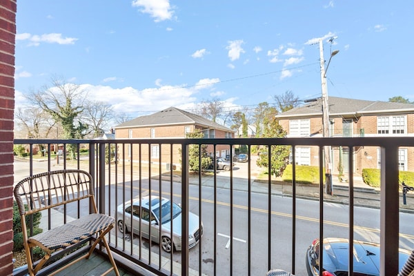 The Lofts Of Downtown (540 N 2nd St, #203) | Charming 2-bedroom In The Heart Of Clarksville, Tn - Clarksville, TN