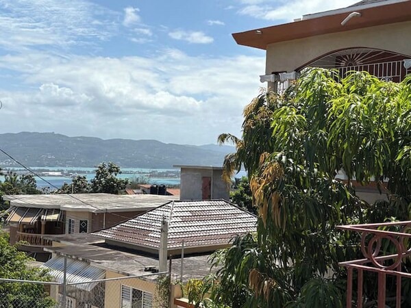 Mango Villa At Montego Bay! - Entire Home In Montego Bay, Jamaica - Montego Bay