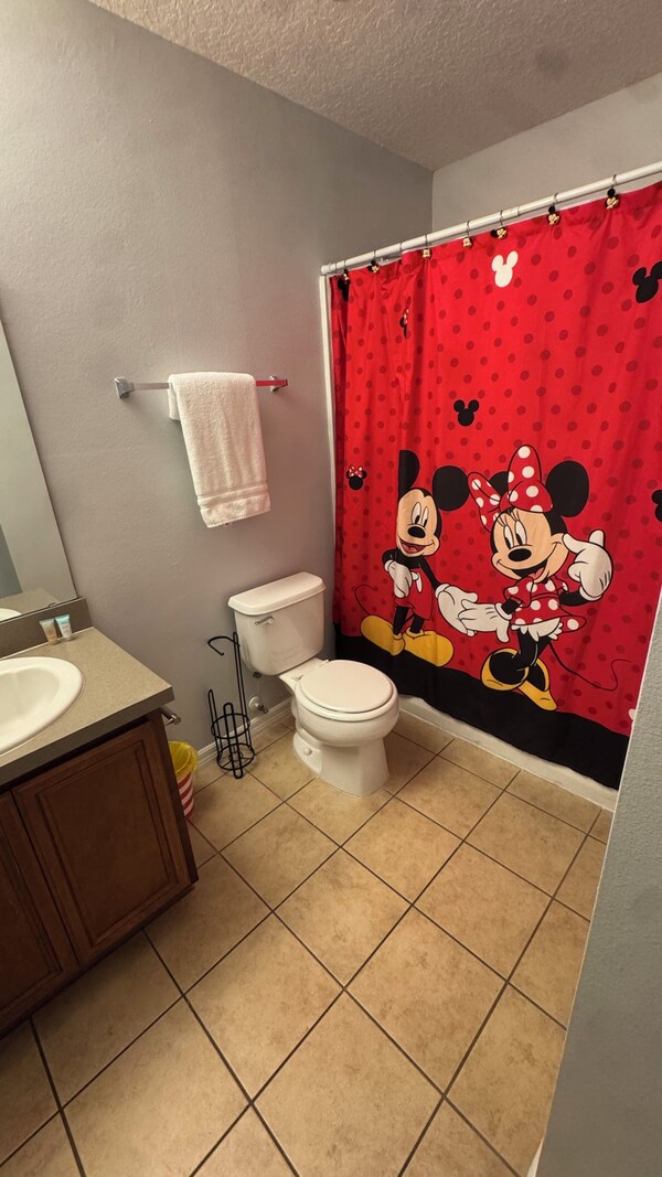 Charming 3-bedroom Chalet With Wifi And Ac In Kissimmee - Orlando, FL