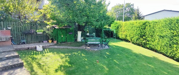 Znk Family House: Children-friendly Cozy Place With A Yard  In Delightful Skopje - Skopje