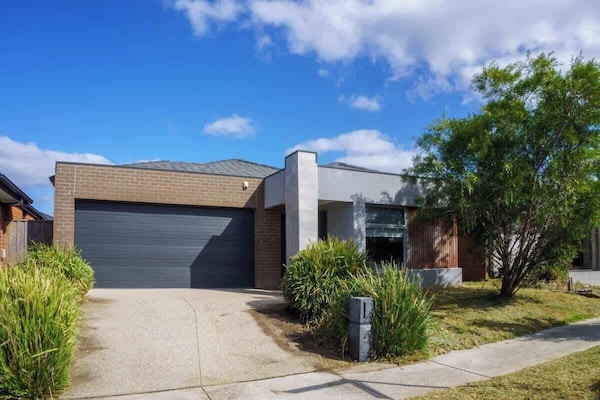 Modern 4br Near Parks & Shops Family Friendly - Cranbourne