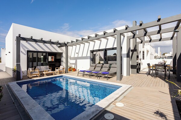 Villa Sal - Porto Covo, 3 Bedroom Villa, Swimming Pool - So Simple So Good... - Sines