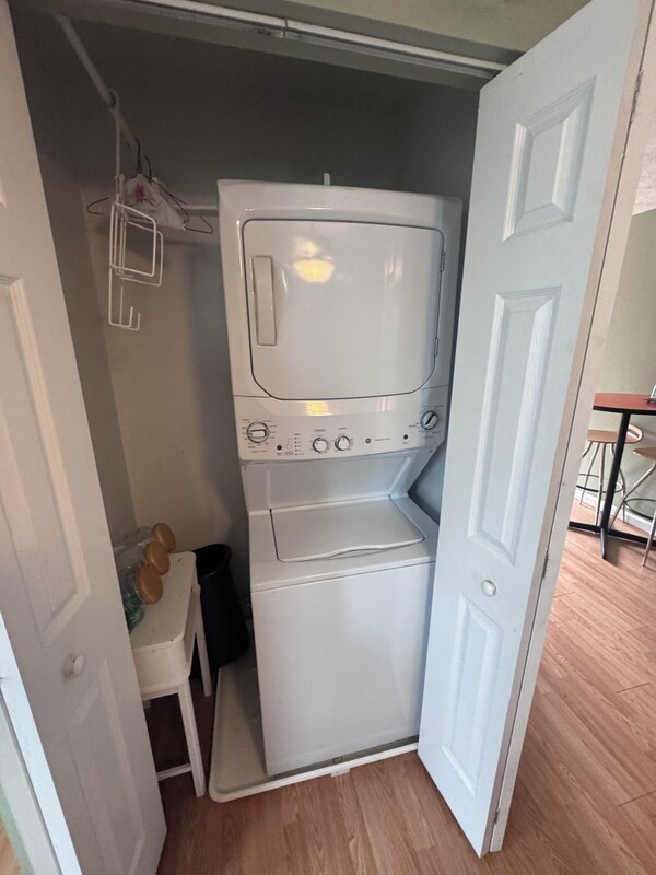 Charming 1-bedroom Apartment In Pleasant Moundsville With Wifi, Ac - Wheeling, WV