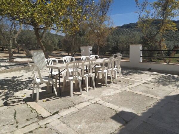 Homerez - Charming House In Estepa, Mountain View - Estepa