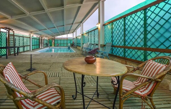 Homerez - Spacious Apartment In Modica With Shared Pool & Garden - Rosolini