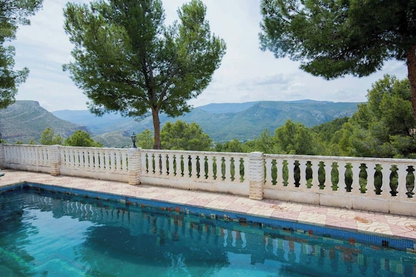 Homerez - Picturesque Villa In Chulilla With Private Pool - Chelva