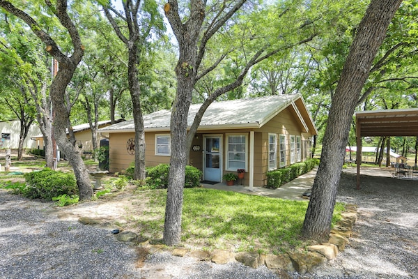 Family Home On Lake Bridgeport: Pets Welcome! - Bridgeport, TX