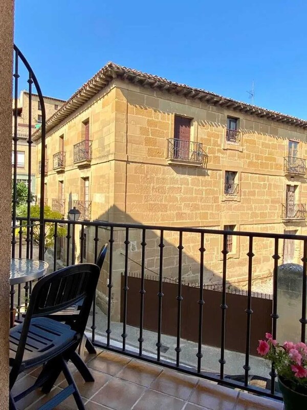 Homerez - Apartment In Briones - Haro