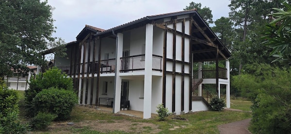 Apartamento En Las Landas Para Hasta 8 Personas, Admite Mascotas - Tarnos