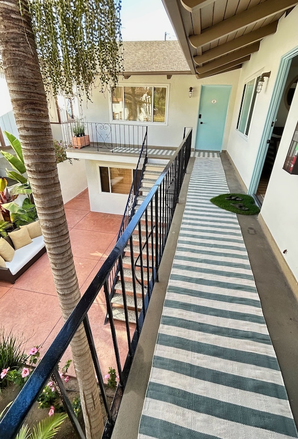 Soul & Sea Guesthouse #7 ~ A Coastal California Stay On East Beach - Santa Barbara, CA