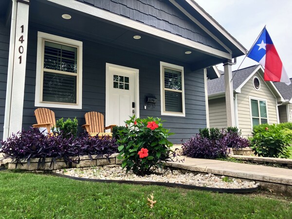 Additional 15% Discount July 21-31! The Texas Bluebonnet Home, Historic Mckinney - Fairview, TX