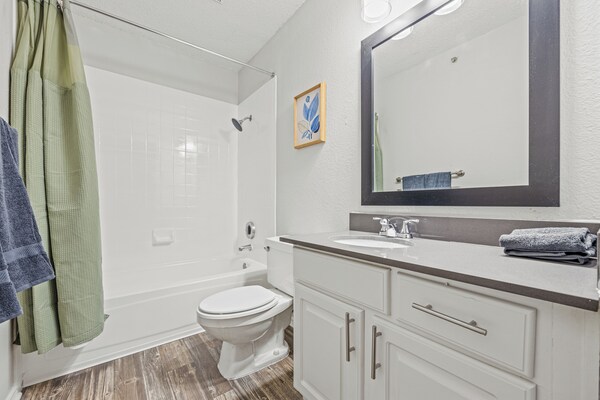 Cozy Apartment Near Cowboys And Rangers Stadium And Dfw Airport - Euless, TX