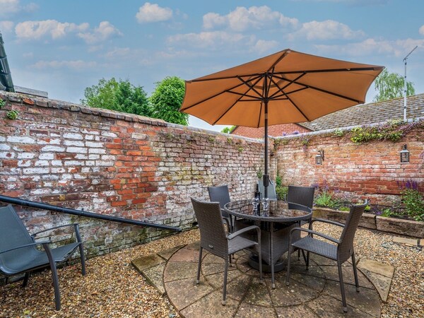 Welcoming 3-bed Home Close To Shrewsbury Centre | Pass The Keys - シュルーズベリー