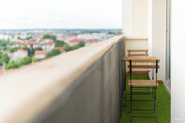 Toulouse 3 Bedrooms Appartement Balcony + View, 10min Metro & Train Station - Toulouse