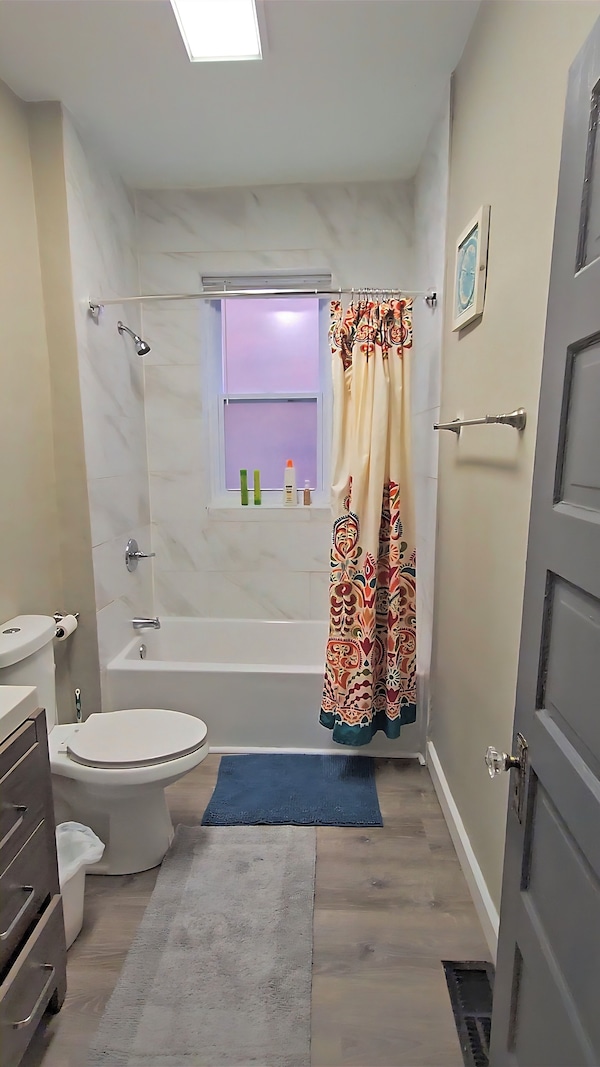 Short-term Rental/furnished Private 1br Unit/near Hospitals & Major Attractions - Kirkwood, MO