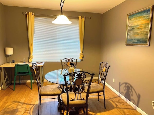 Charming 1-bedroom Apartment With Wifi, Ac In Marvelous Cincinnati - University Of Cincinnati