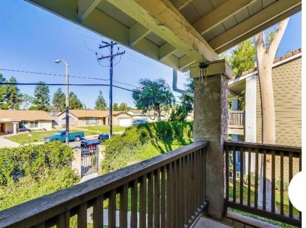 Business Executive Suites And Home Sweet Home! - Ontario, CA