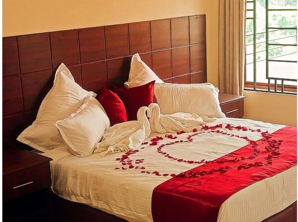 Luxury King Room With Balcony In Karen Nairobi - Nairobi