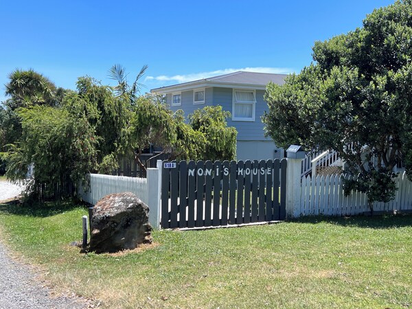 "Home Away From Home" - Hokianga Harbour - 5  Minutes Drive From Opononi Village - Ōmāpere
