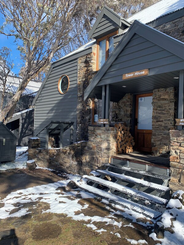 Tower House Two Chalet - Mount Hotham
