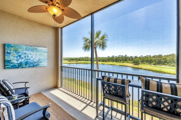 Welcome To The Coastal Cabana At Lakewood National Golf & Country Club! - Lakewood Ranch, FL