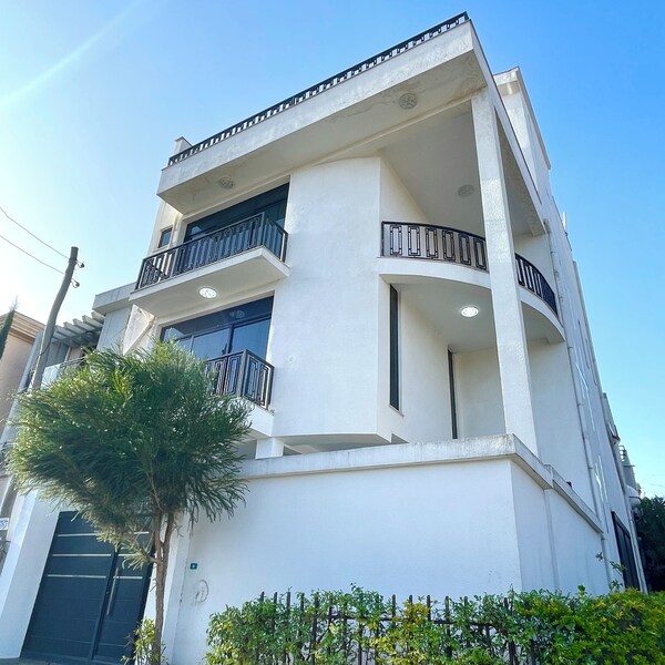 Luxurious & Spacious Mega Home! In The Best Neighborhood! - Addis Ababa