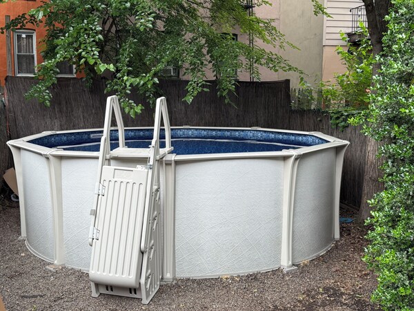 Modern House W/ Private Pool - Mins Away From Midtown Manhattan. New Listing - Edgewater, NJ