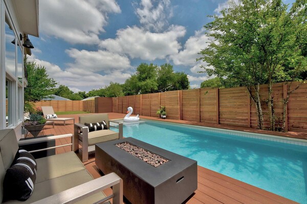 Modern Designer Home | Shared Pool - Austin, TX