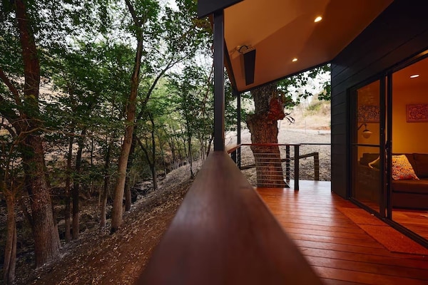 Cabin Brownhill Creek - Blackwood