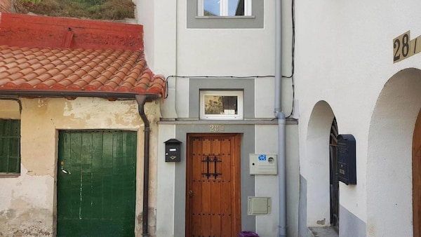 Homerez - Charming House In Arnedillo With Terrace - Enciso