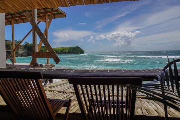 Beachfront - Surf Lodge 3 - Jimbaran