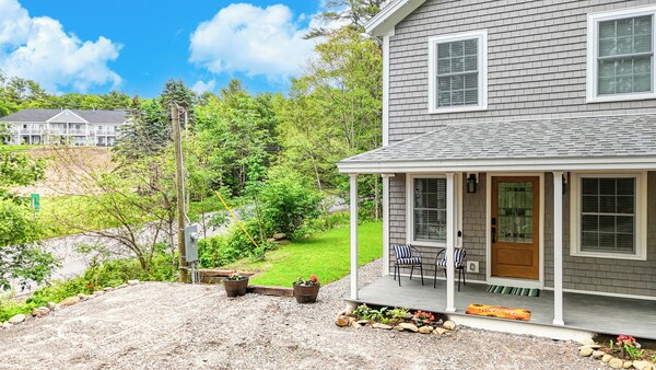 3 Bedroom Happy Cottage 15 - Damariscotta, ME