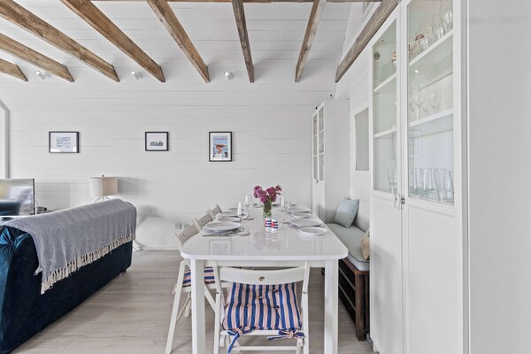 Seashells-stylish Coastal Living - Eastbourne