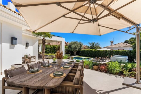 Luxury Villa 50 M From The Best Beach Of Marbella - Marbella