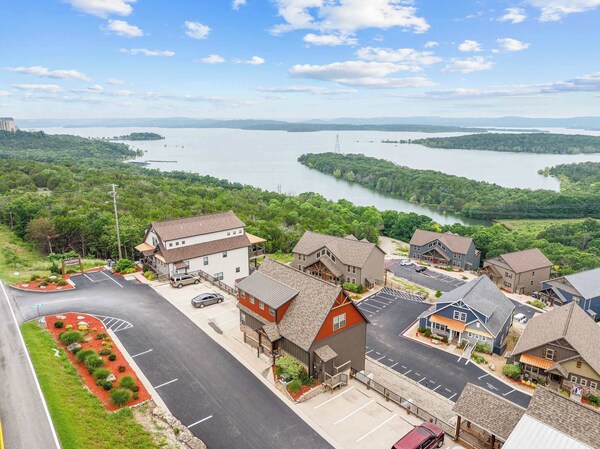 Sunset Rock! Lake View! - Branson, MO