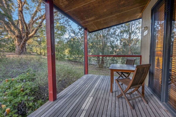 F And E Lakes Escape - East: A Peaceful Retreat Nestled Along The Lakefront - Paynesville