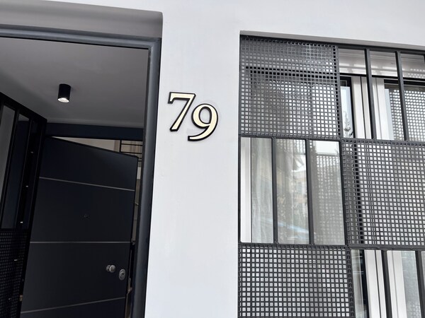 Charming 2-bedroom House With Wifi, Ac In Fantastic Athina - Ано-Льосия