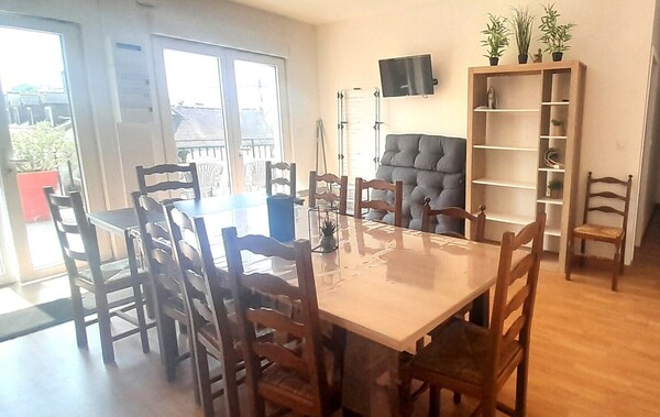 4-bedroom Apartment In Vallères - Indre-et-Loire