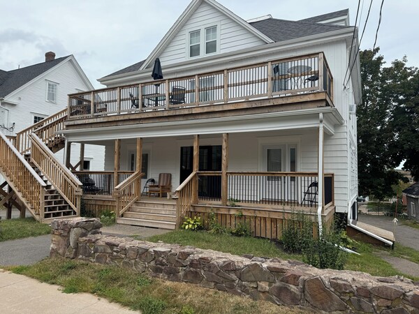 In Town - Summer St. Private Suite - Wolfville