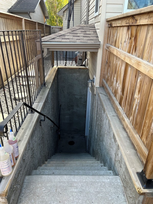 A Pet Friendly Quiet Neighbourhood! Great For Safe Quiet Trips!!! - 艾伯塔