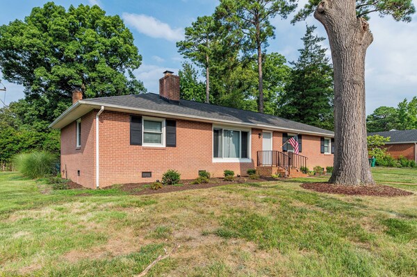 Central 3-bedroom Home In Richmond! Easy Access To Rva Area! Safe Neighborhood. - Wyndham, VA