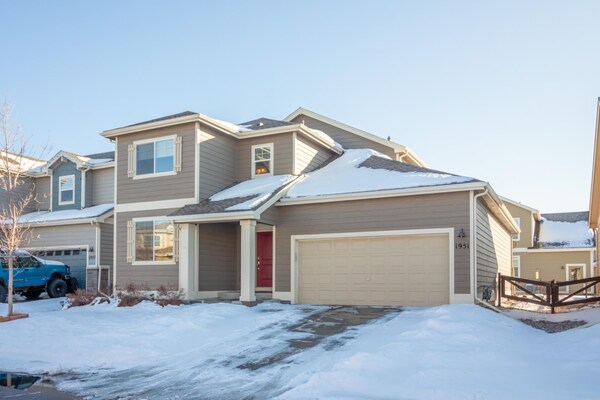Cozy, Modern Retreat Near Downtown Fort Collins With Unique Amenities! - Fort Collins, CO