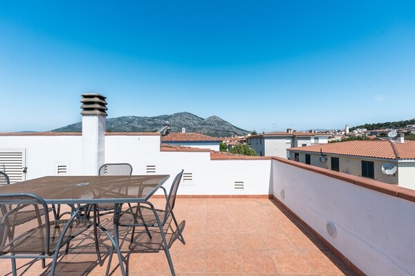 Ferienhaus 'Sant' Hortale' Mit Privater Terrasse Und Balkon - Orosei