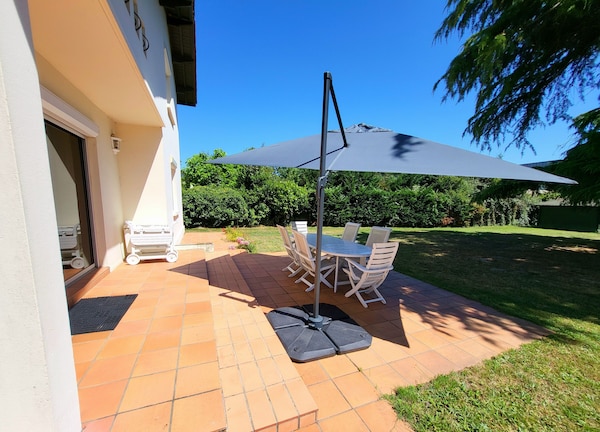 Holiday Home 'De Monzie, Bazas Centre' With Private Terrace, Private Garden And Wi-fi - Bazas