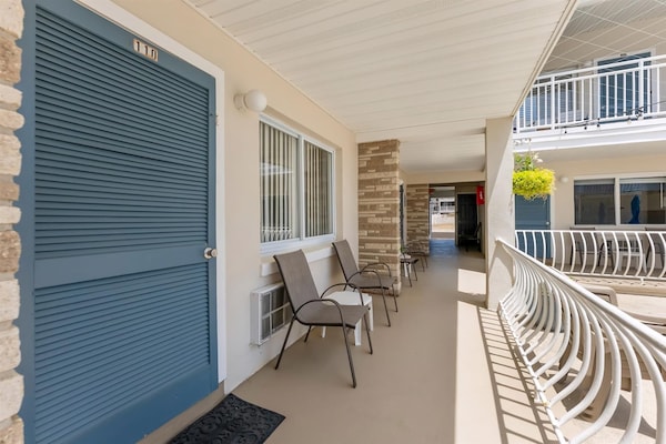 1200 Kennedy Dr, Unit 110 - Avalon, NJ