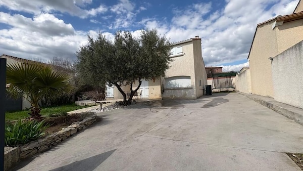 Villa éLégance, Piscine, Jardin, Wifi, Terrasse - Saint-Jean-de-Védas