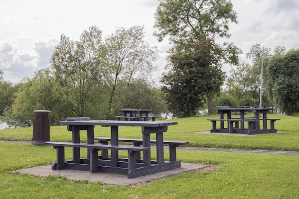 North Coast Golf Or Family Getaway To This Peaceful, Cosy Countryside Location. - Ballymoney
