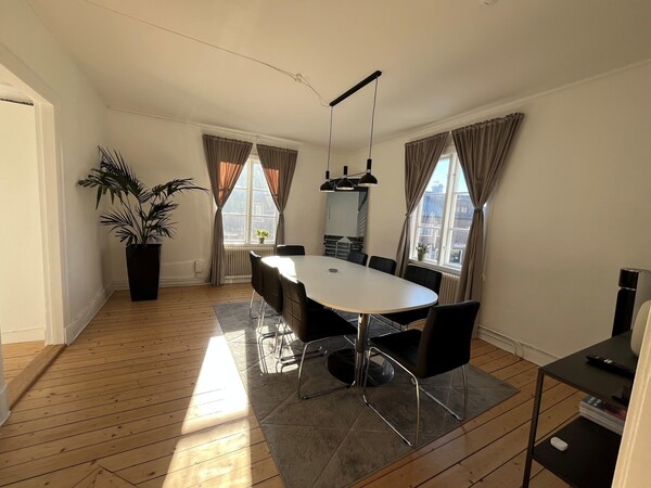 Near Both The Sea And The City  With Free Parking - Mölndal