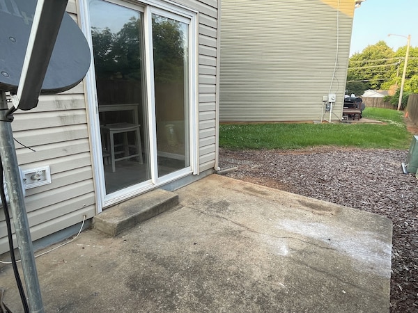 Townhome For Families & Business - Zootastic Park, Troutman